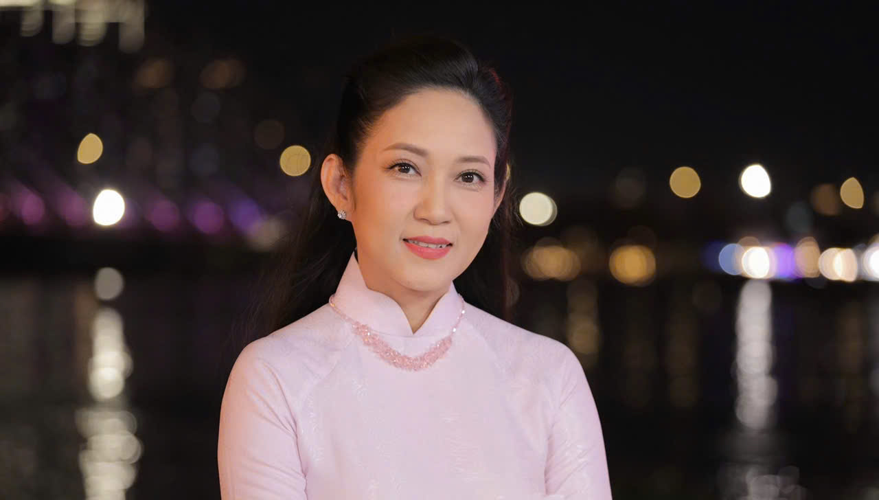 NSND Thanh Thúy ứng cử đại biểu Quốc hội khóa XVI tại TP.HCM