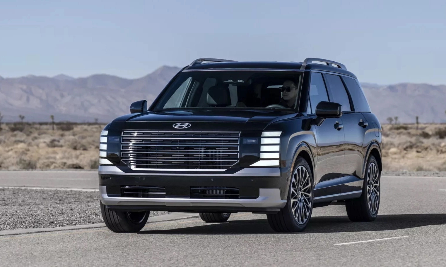 SUV 'xịn' nhất của Hyundai tại Việt Nam nhận đặt cọc xe thế hệ mới