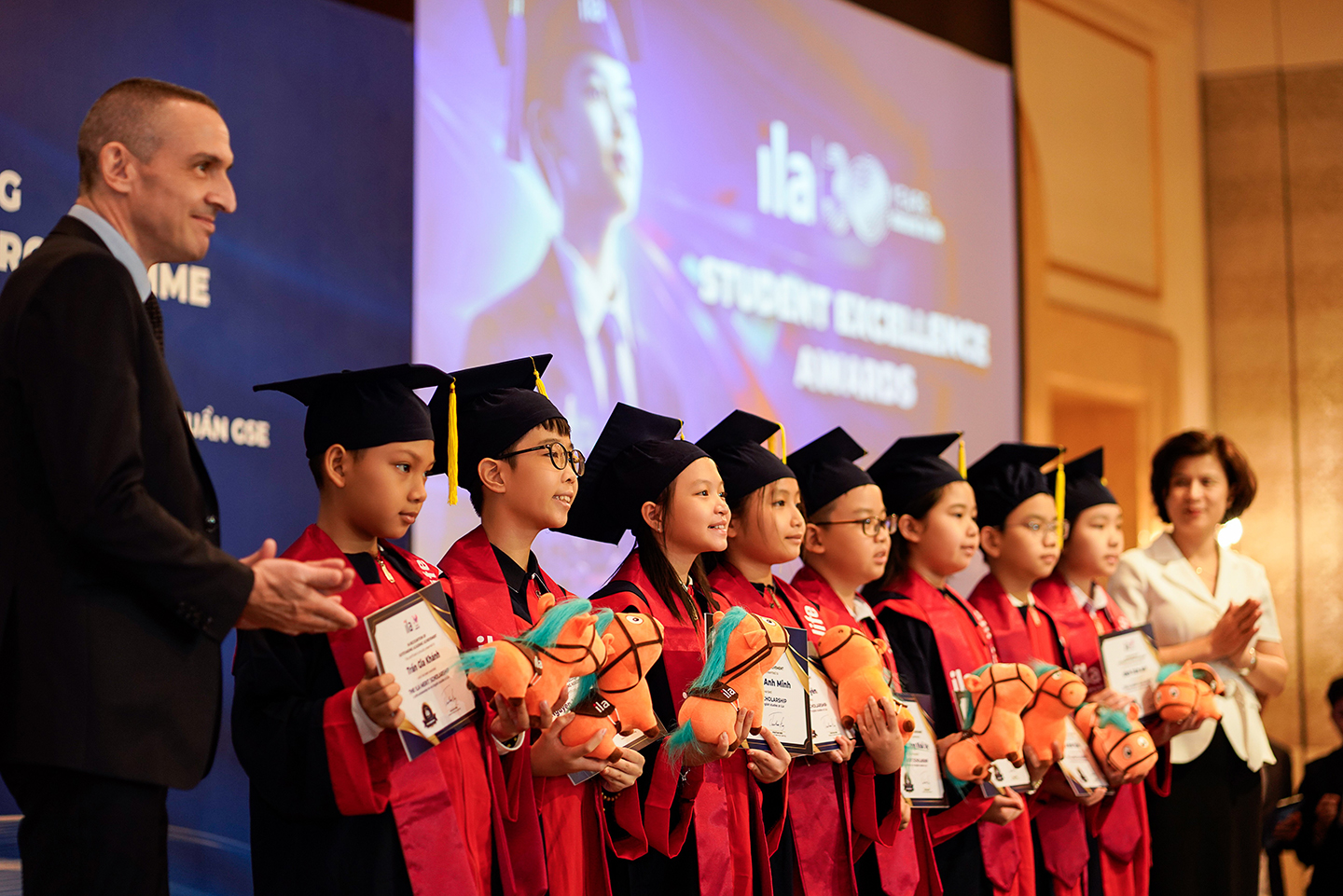 ILA's English program meets GSE standards, as certified by Pearson.