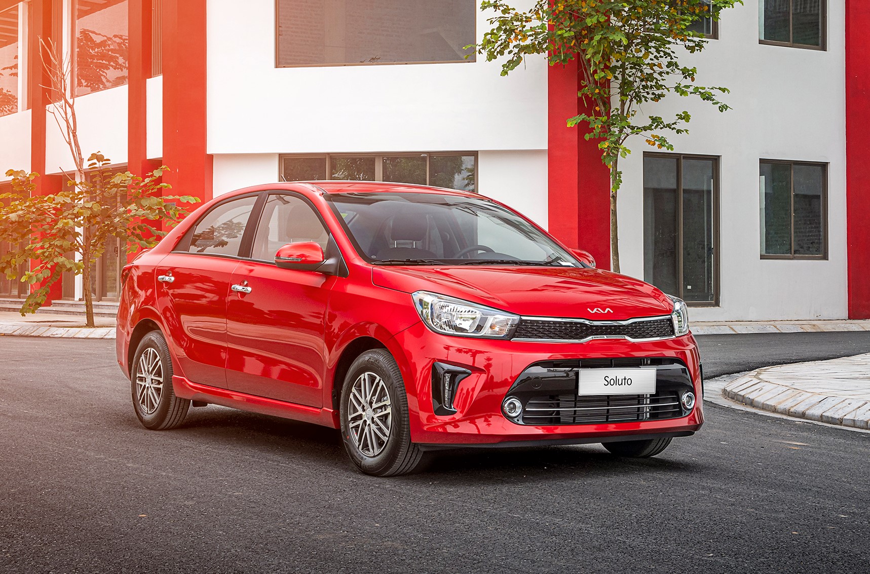 KIA Soluto offers record-breaking discounts, actual price under 300 ...