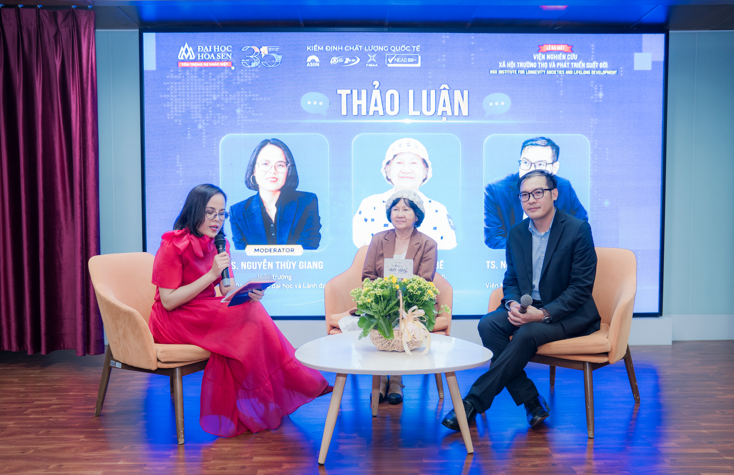 Mô hình học tập cho người 'chưa giàu đã già' thúc đẩy 'nền kinh tế bạc'