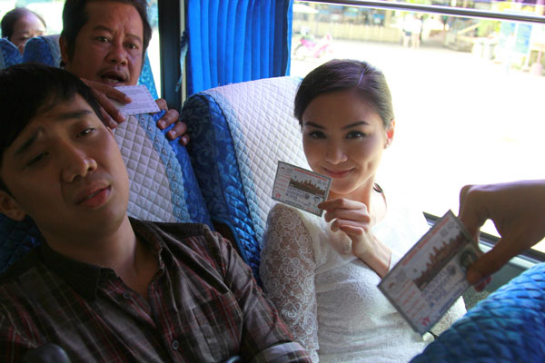 Dàn diễn viên Hai Lúa gửi lời chúc Tết