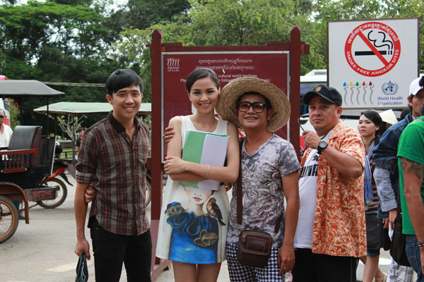 Dàn diễn viên Hai Lúa gửi lời chúc Tết