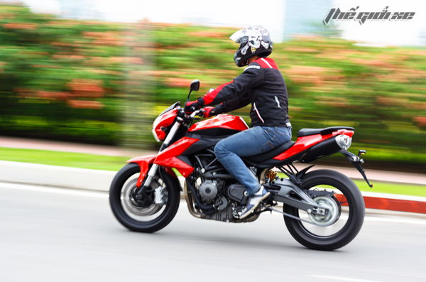 Benelli BN600i: Khuấy đảo phân khúc tầm trung