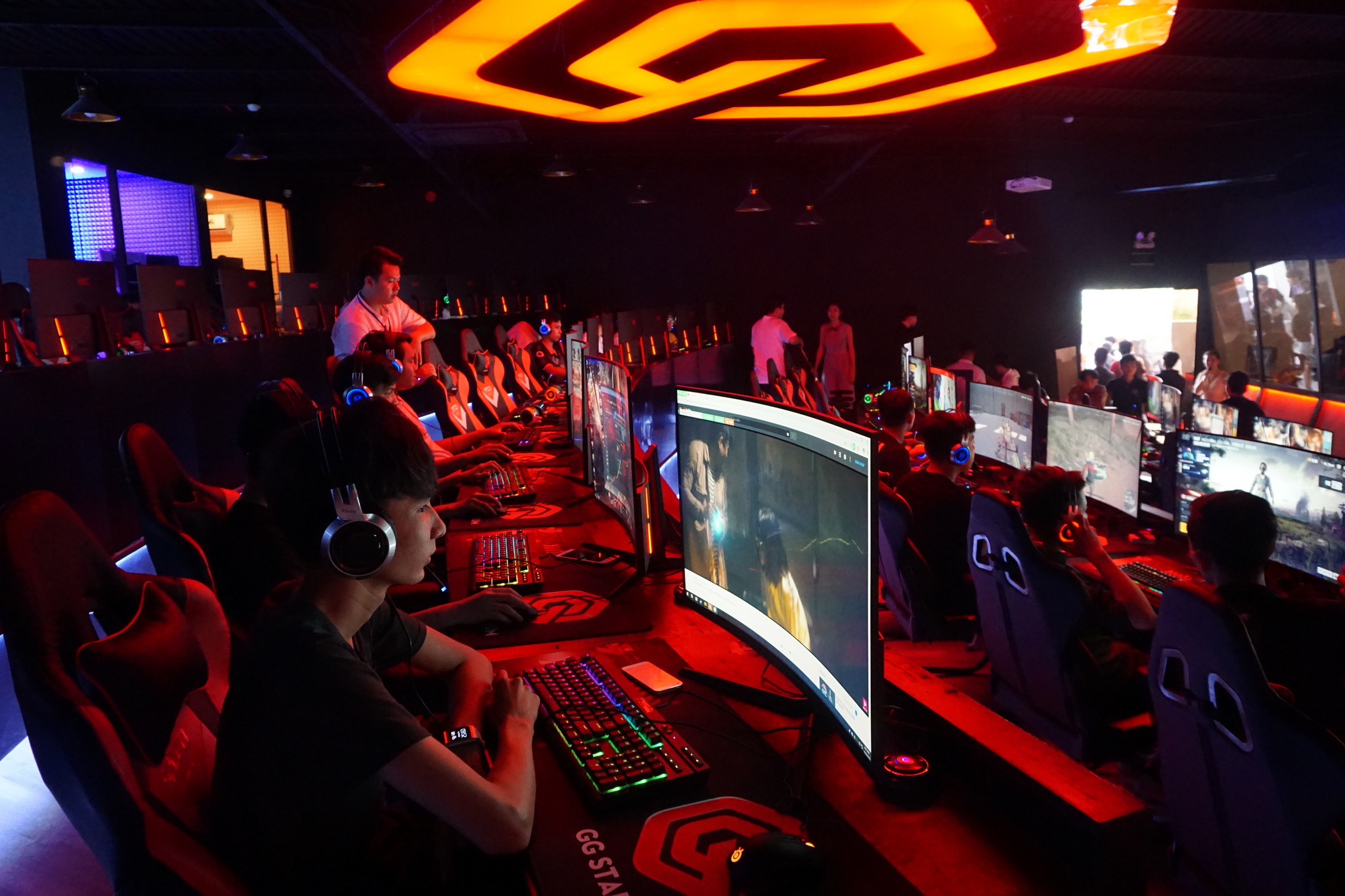 GG Gaming Center: Trung tâm eSports lớn nhất Cần Thơ chính thức ra mắt