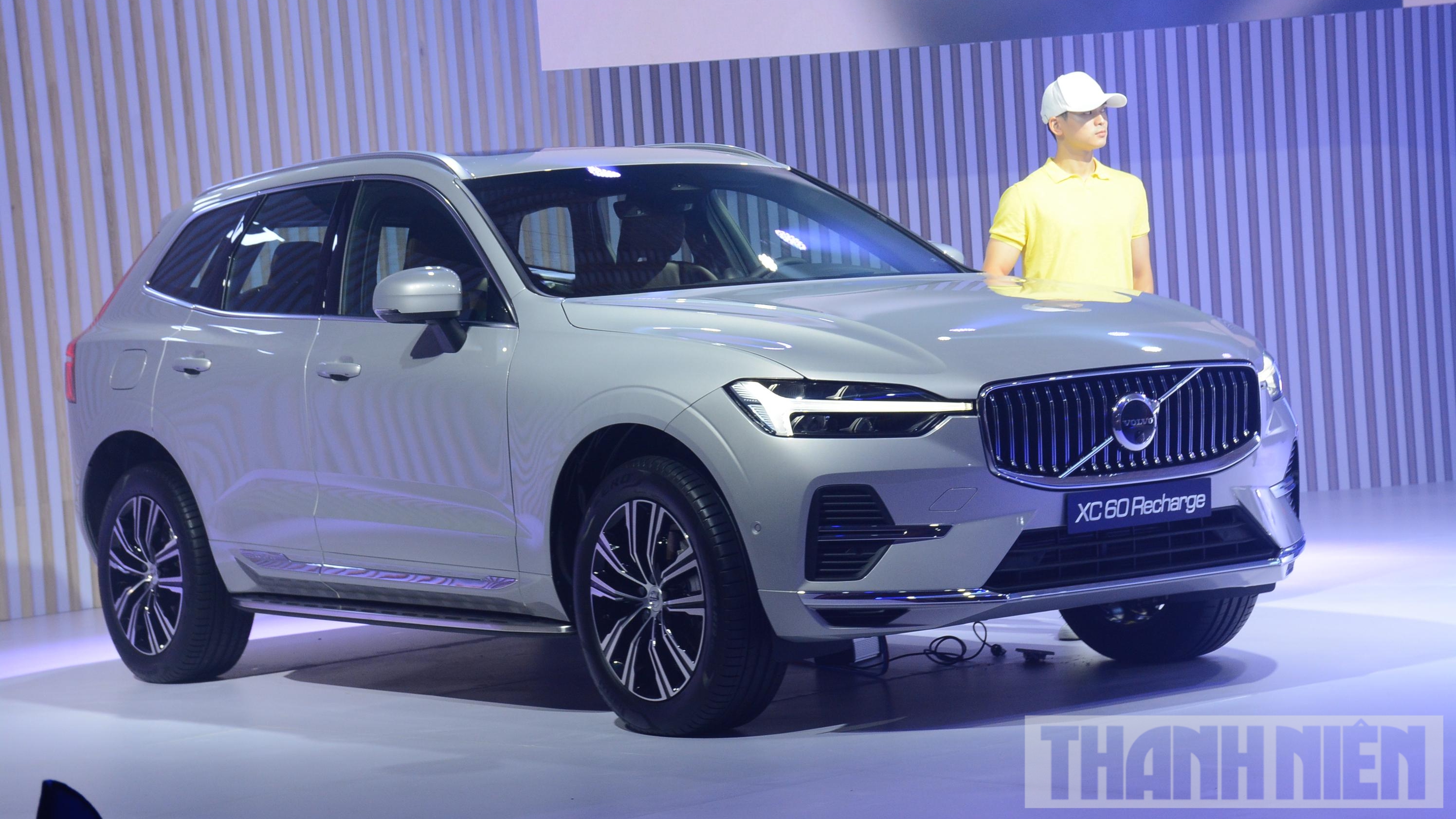 Volvo trình làng dàn xe thế hệ mới dùng động cơ hybrid tại Việt Nam
