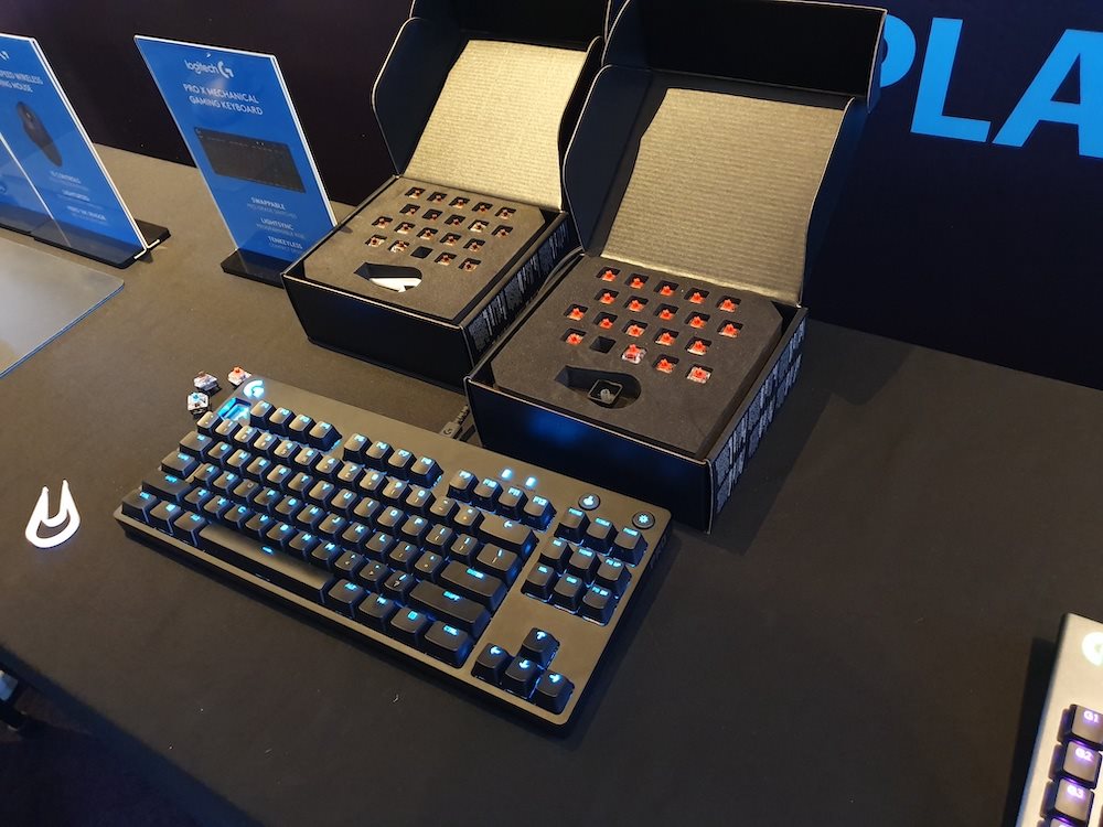 Chuột G604 Speedlight và bàn phím G Pro X sẵn sàng phục vụ game thủ