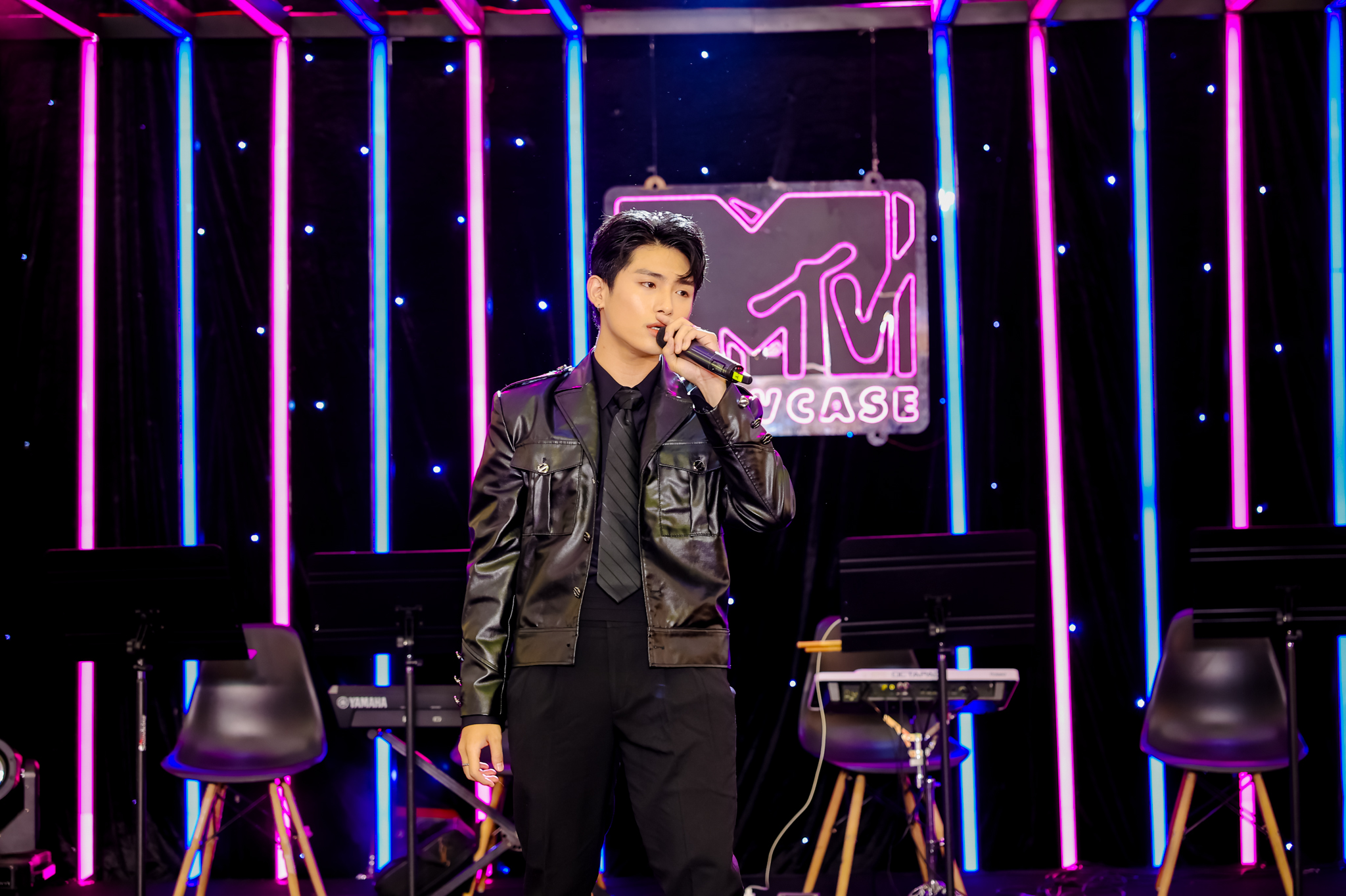 'MTV Showcase' đầy màu sắc âm nhạc với Bùi Công Nam, Grey D, Kai Đinh ...