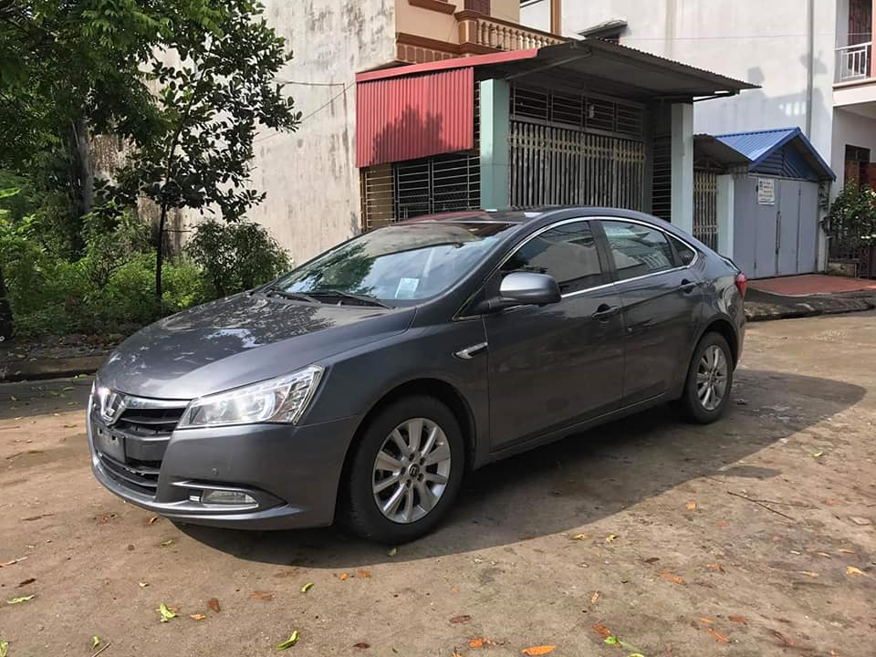 Xe cũ Luxgen U7: giá như Kia Morning, công nghệ hơn xe sang