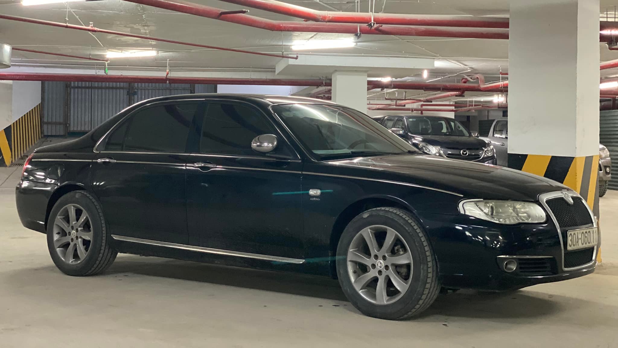 Xe hiếm MG 750 EX dáng giống Jaguar, 10 năm tuổi tại Việt Nam