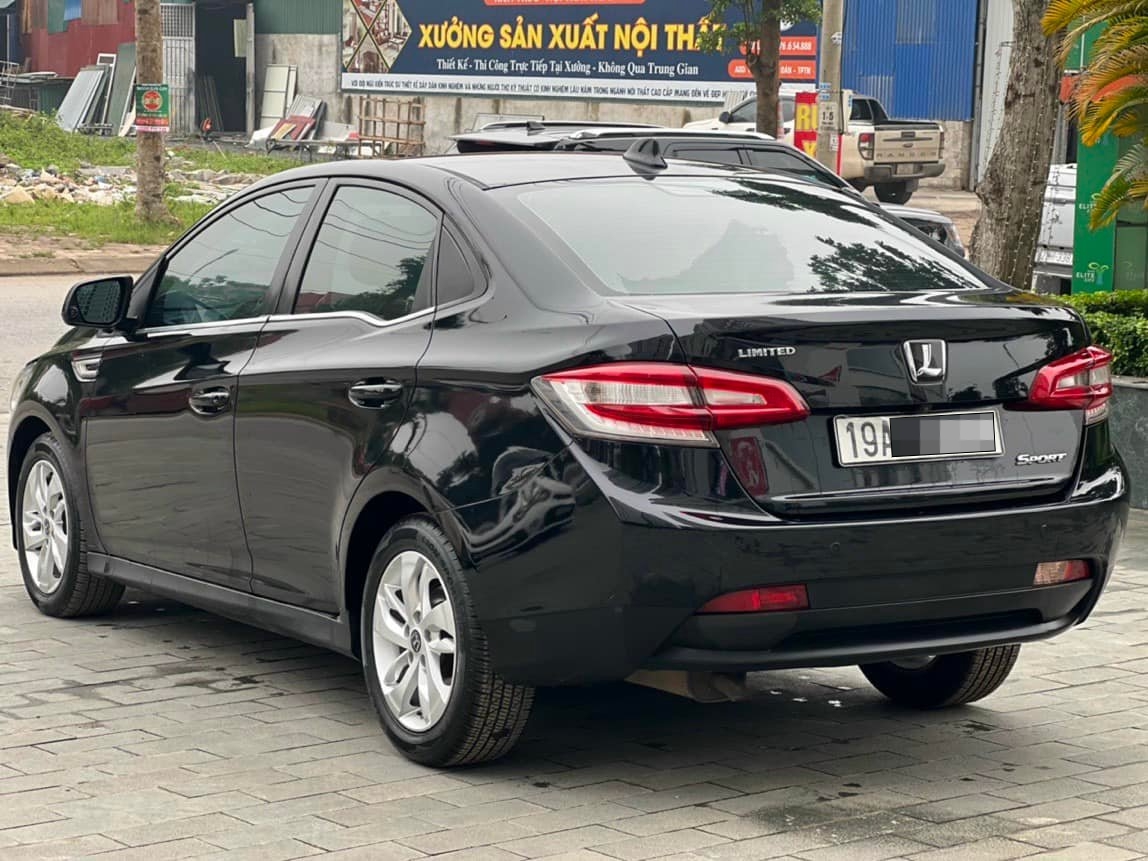 Xe hiếm Luxgen S3 sử dụng 5 năm, giá 300 triệu đồng tại Việt Nam