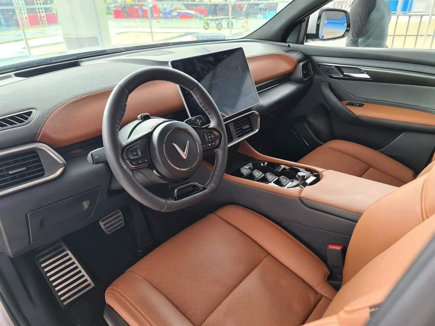 VinFast VF8 gần hoàn thiện, giao xe tại Việt Nam từ tháng 11.2022