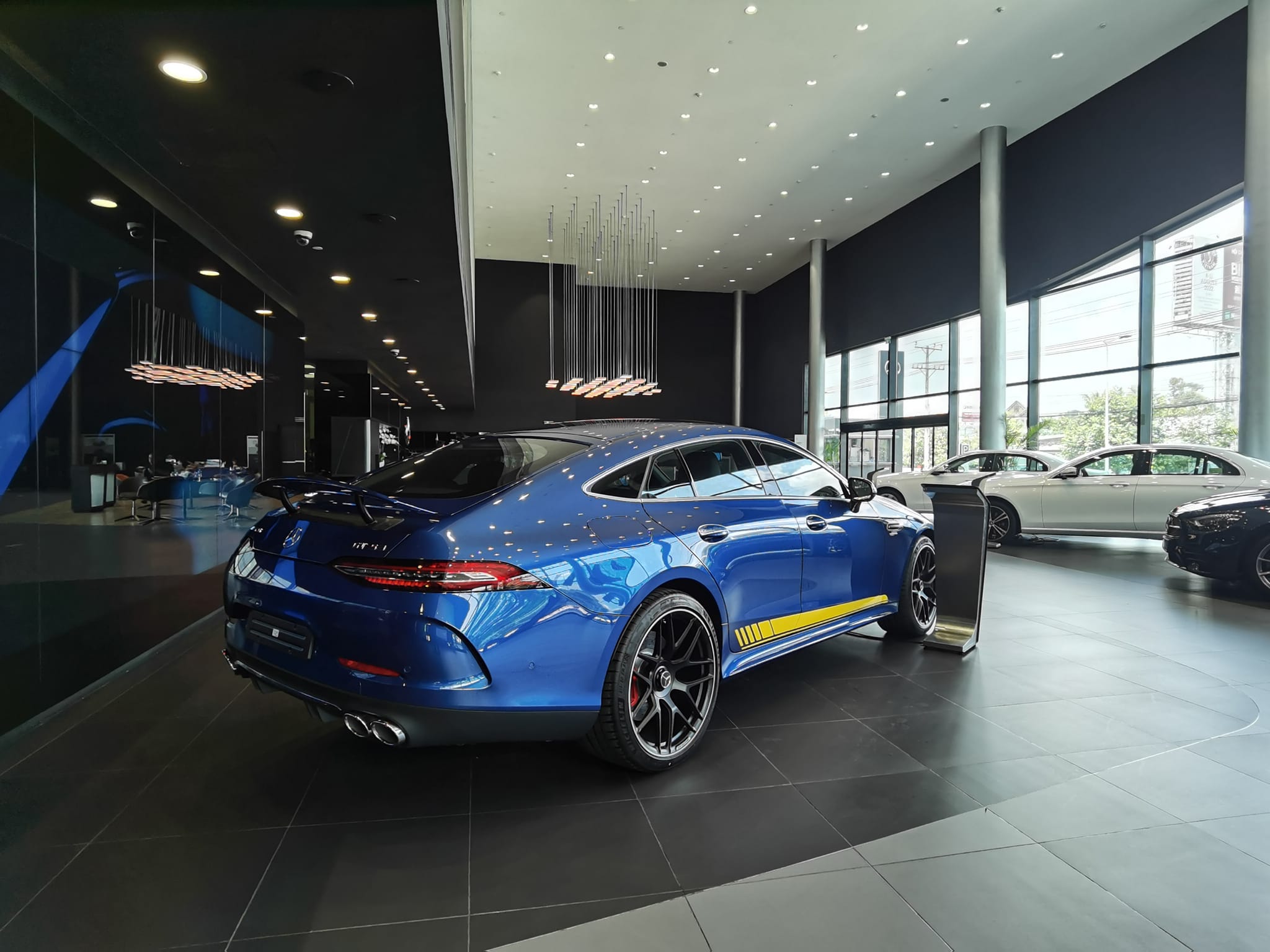 Mercedes-AMG GT 53 4MATIC+ về Việt Nam, giá hơn 6,7 tỉ đồng