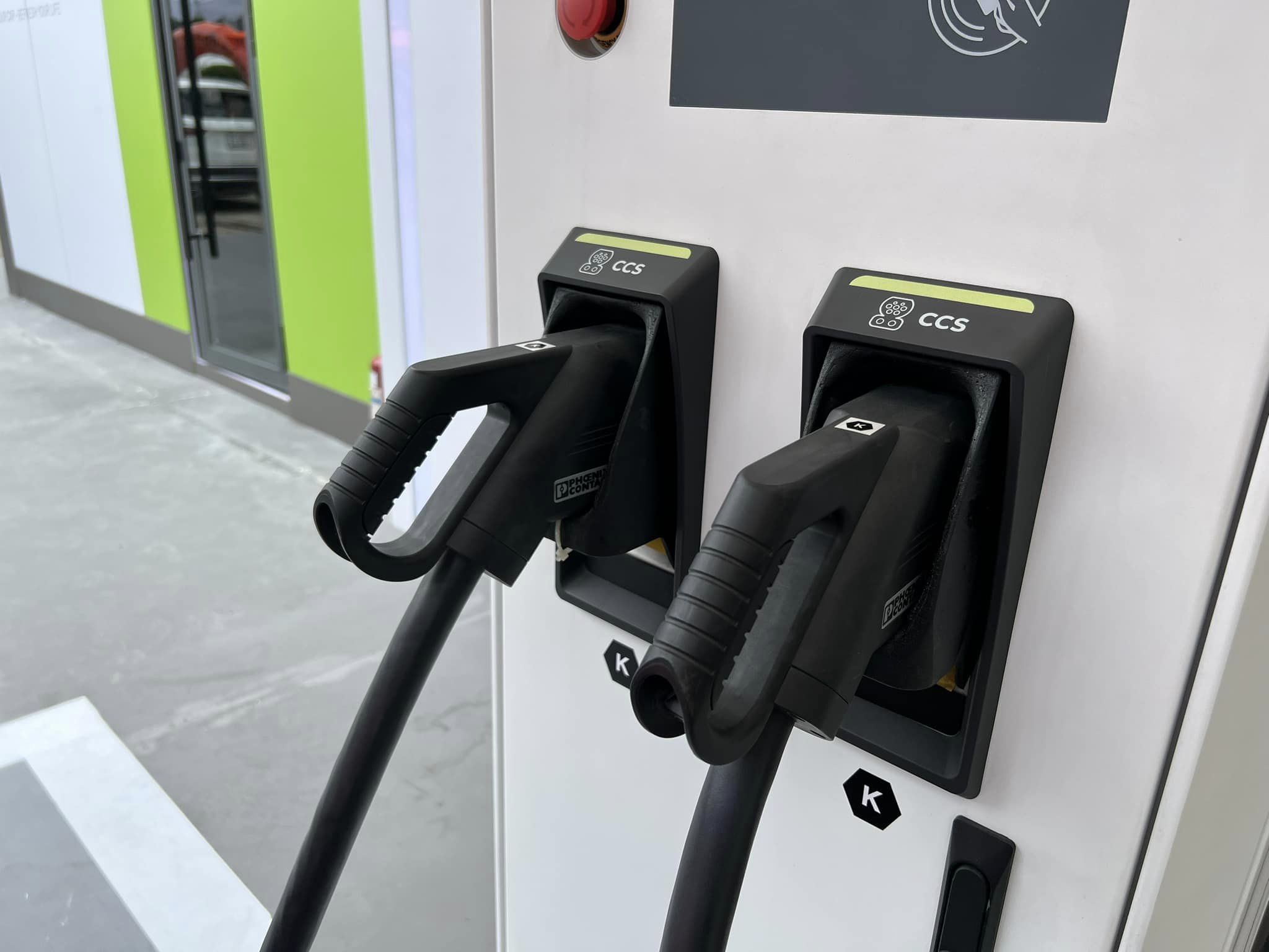 Trạm sạc EV One tại Việt Nam sạc được nhiều loại xe điện