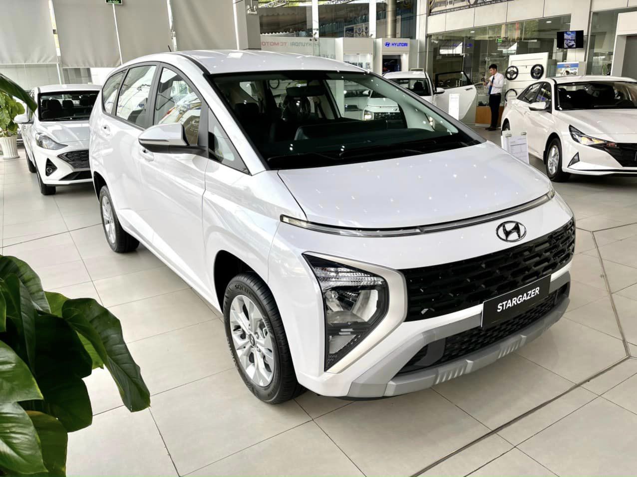 Hyundai Stargazer tại Việt Nam gây 'sốc' khi không có màn hình giải trí