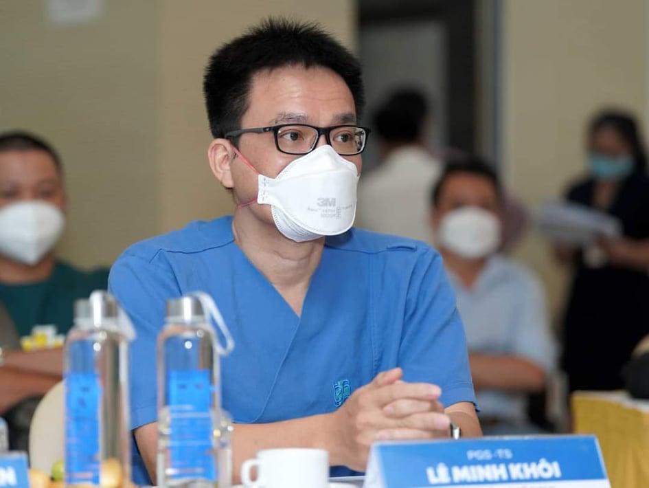 Tình người ấm áp, sẻ chia trong ‘Phía Tây thành phố’ của bác sĩ Lê Minh Khôi