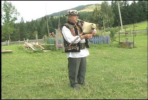 Các loại sáo, kèn và nhạc cụ gõ dân gian độc đáo của người Ukraine