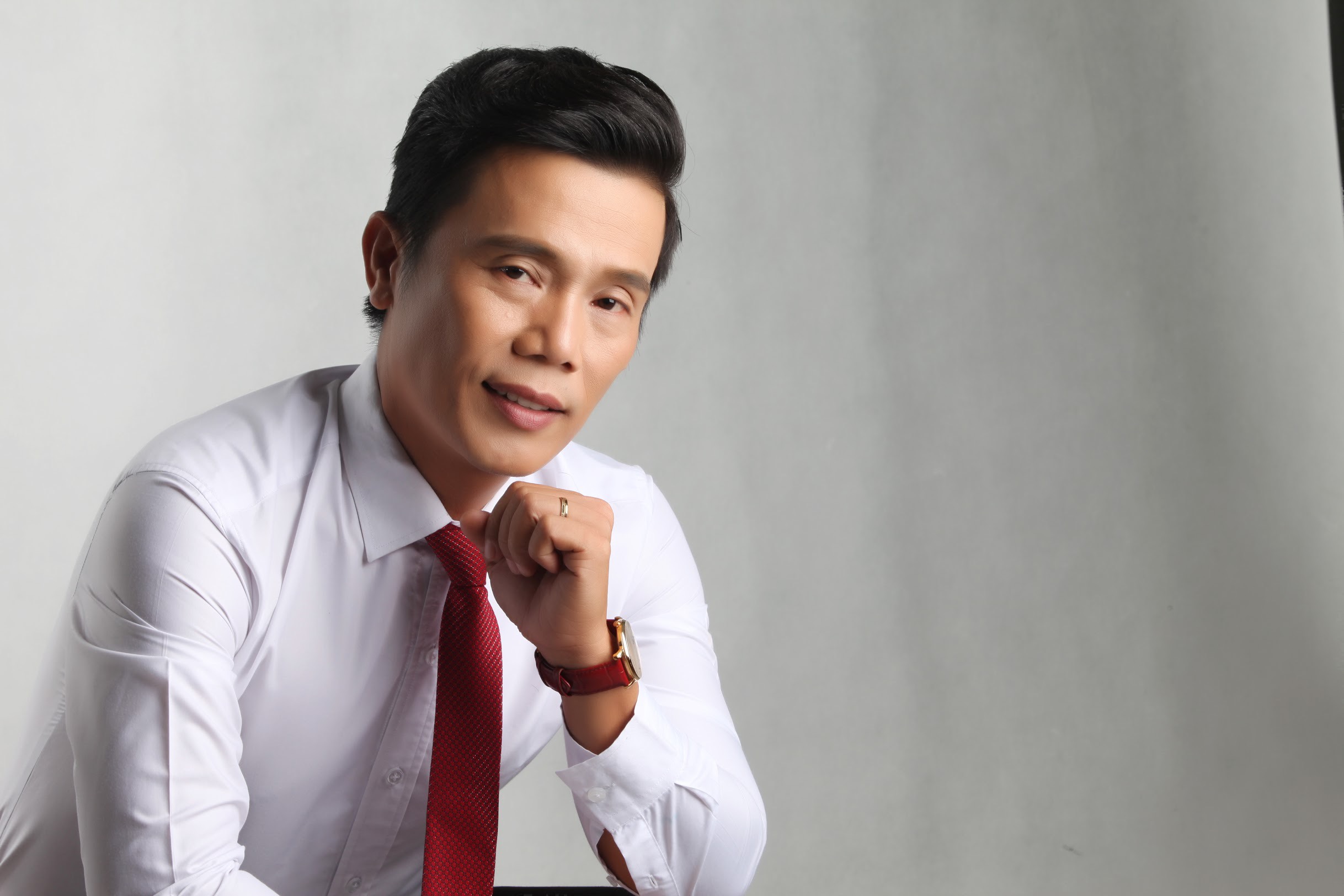 Ca sĩ Lê Minh Trung với món quà Xuân của những người con xa dành tặng Mẹ