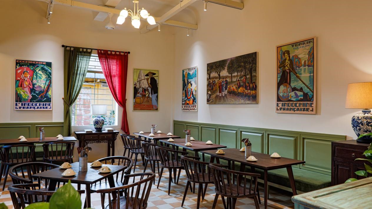 Quán Bụi Bistro & Lounge thưởng thức ẩm thực Việt truyền thống