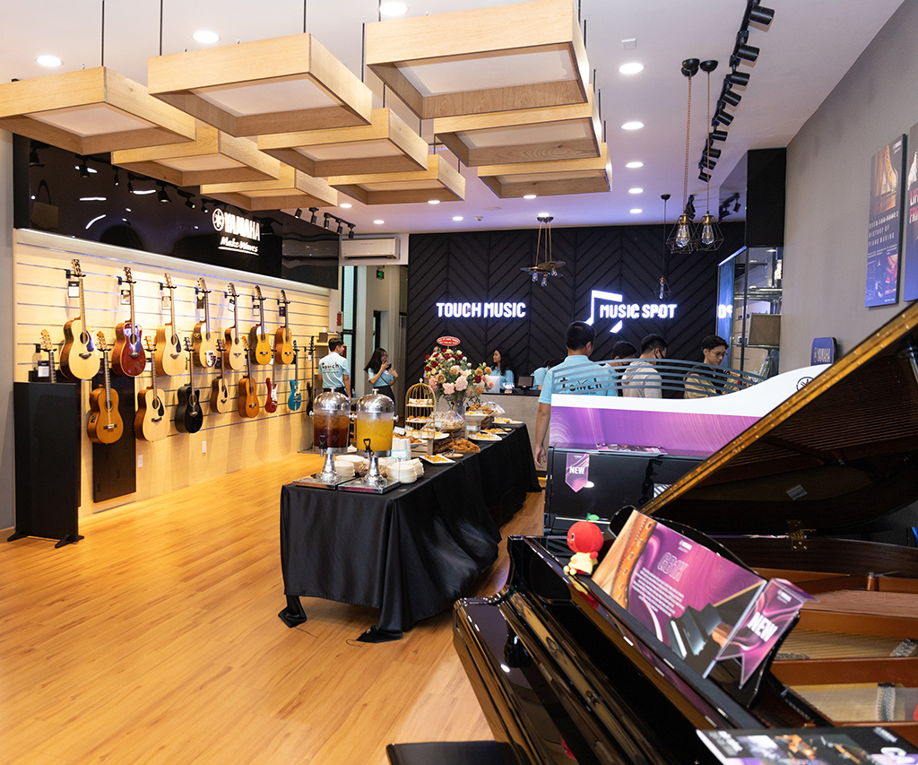 Yamaha Music Vietnam mở rộng mô hình cửa hàng nhạc cụ cao cấp Music ...