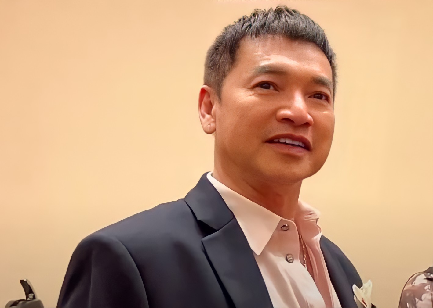 Quang Minh: Nhiều người nói tôi ngoài đời trông rất 'lèng phèng'