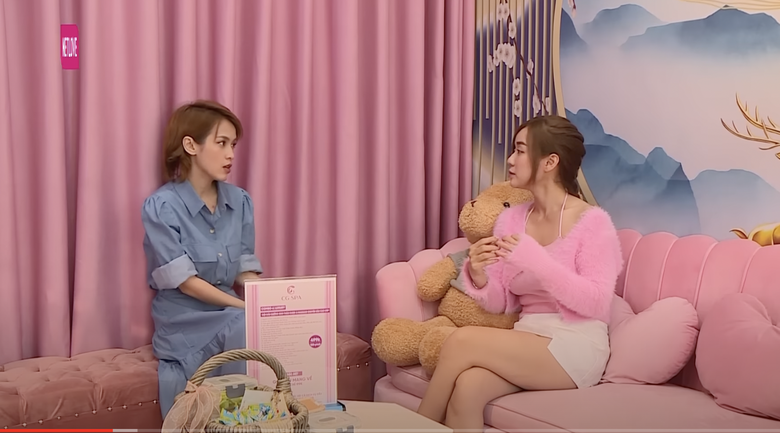 Cindy Lư: Khủng hoảng tâm lý khi chuyện tình cảm với Hoài Lâm bị công khai