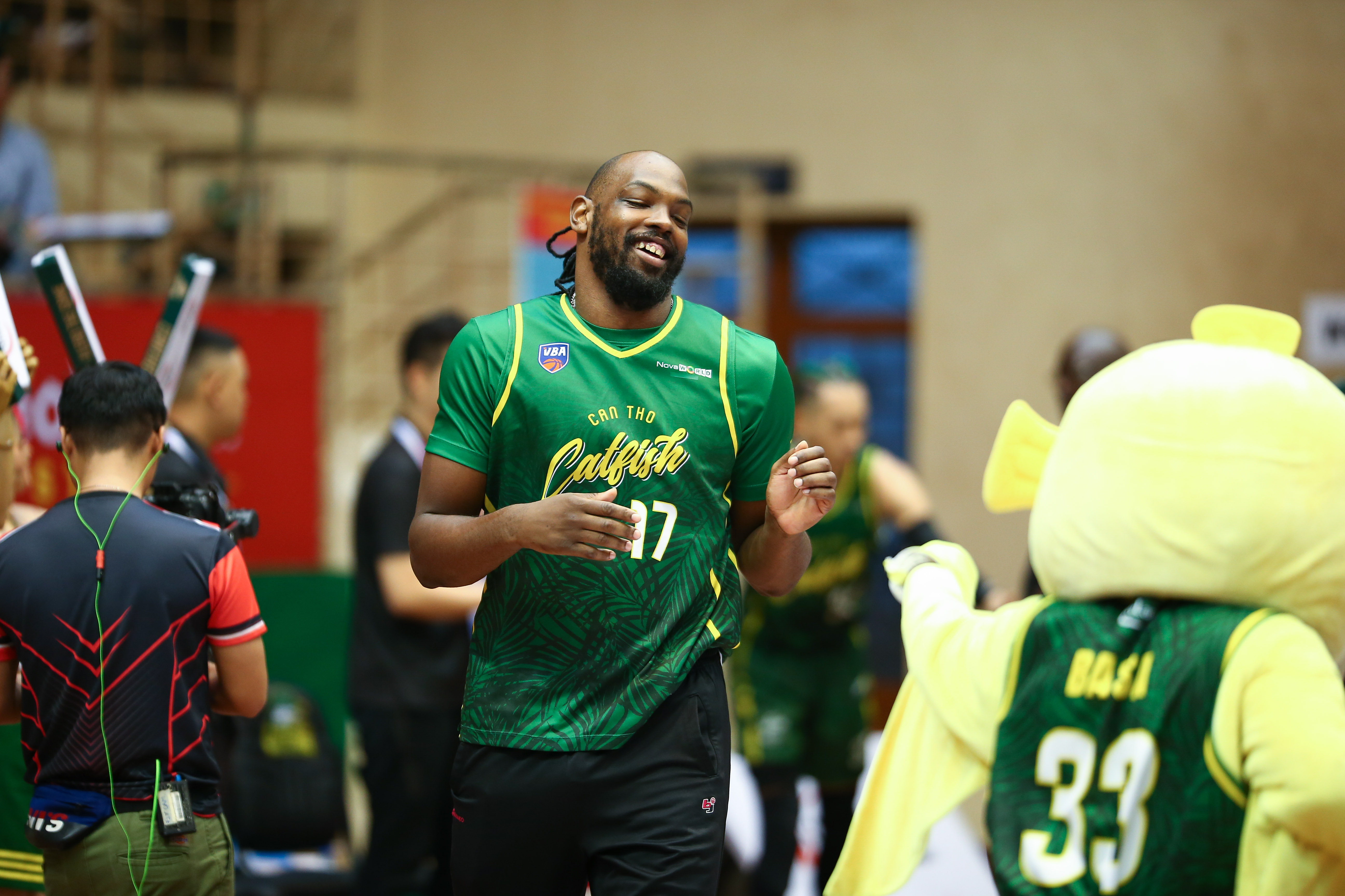 Ngoại binh xuất sắc của Cantho Catfish lấy vợ Việt, định hướng cho con ...