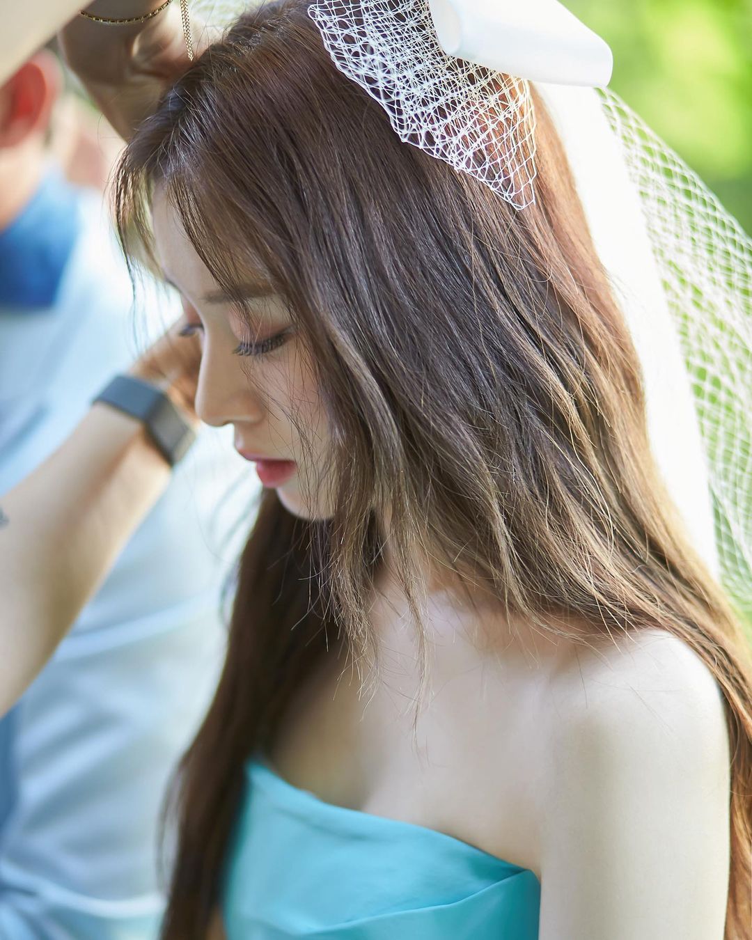Nữ thần tượng Jiyeon (T-ara) hé lộ ảnh cưới đẹp như cổ tích