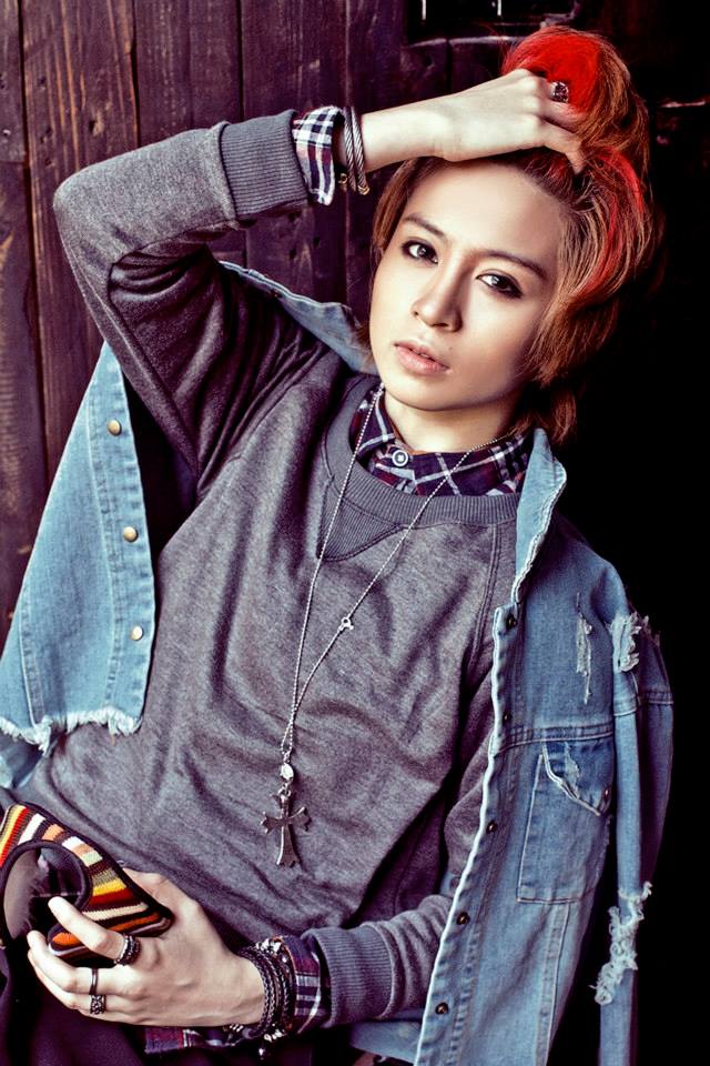 Nhan sắc phi giới tính của Gil Lê