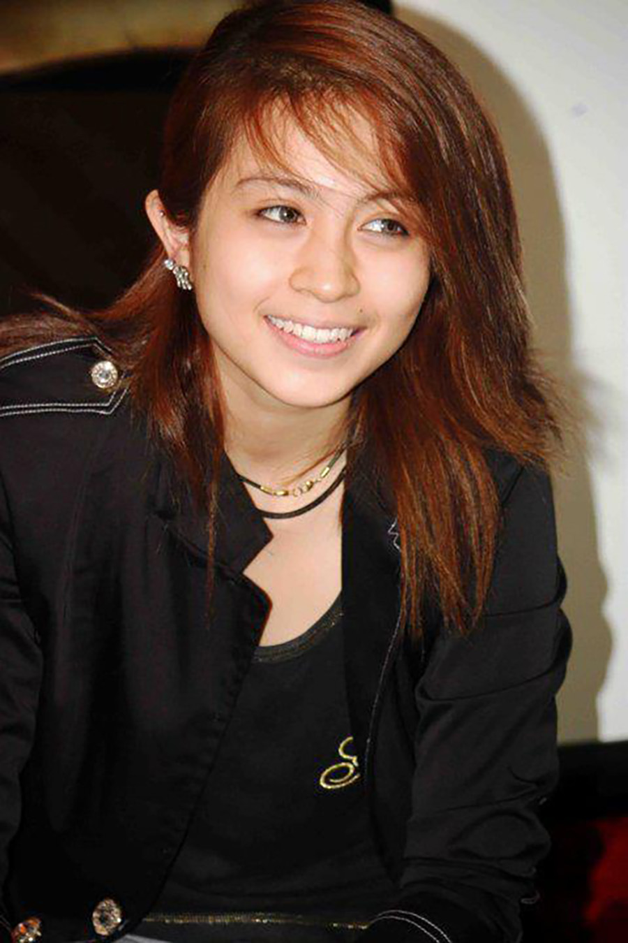 Nhan sắc phi giới tính của Gil Lê