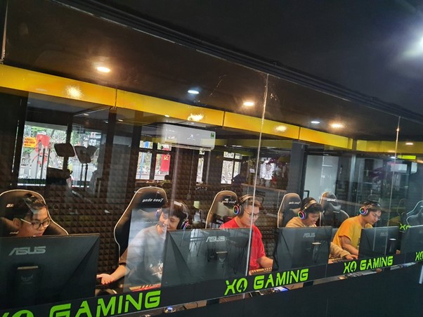 CyberCore X4 Gaming - Tiệm net 'chơi là mê' tại Quận 4