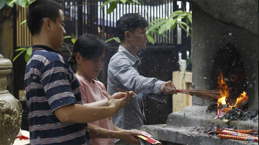 Ngành văn hóa chỉ quản phần 'ngọn' việc đốt vàng mã