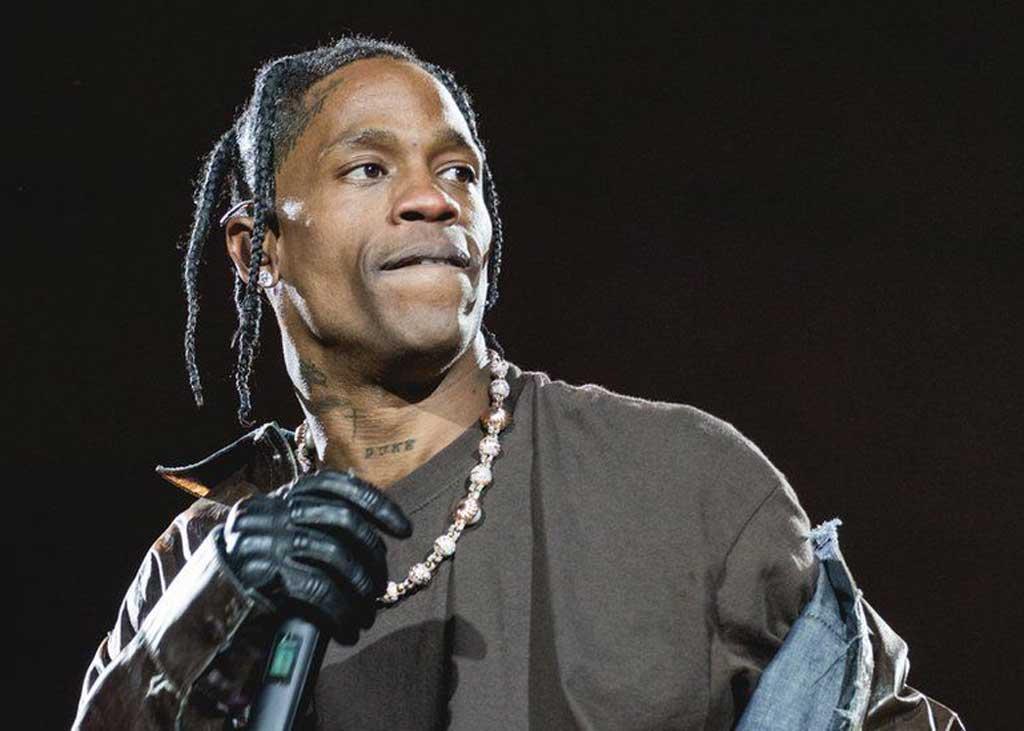 Travis Scott bị tố bỏ mặc lúc quản lý cũ lên cơn động kinh