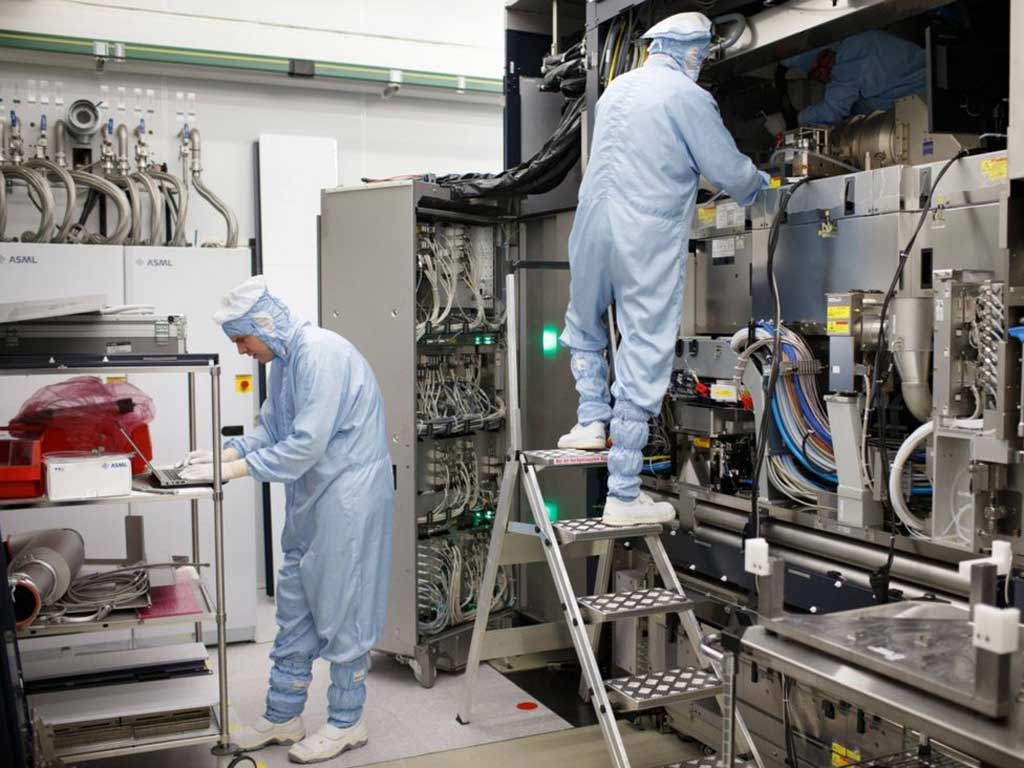 Hãng thiết bị chip ASML tố công ty Trung Quốc vi phạm quyền sở hữu trí tuệ