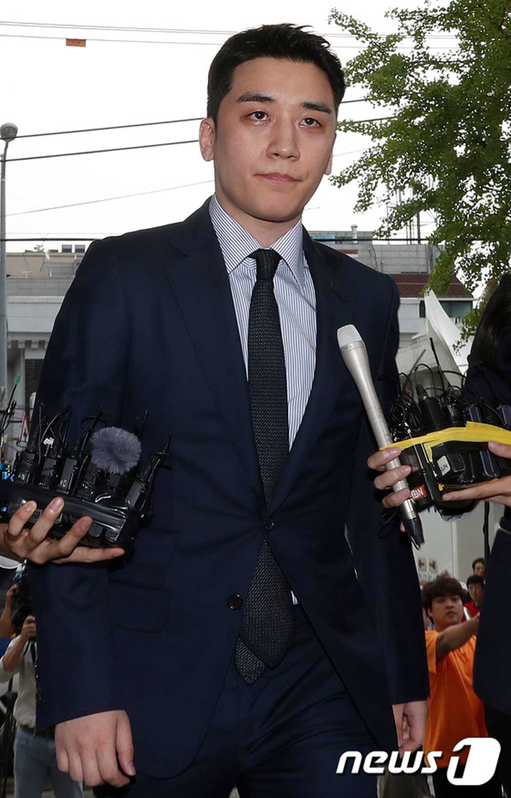 Seungri (Big Bang) sắp ra tù gây xôn xao dư luận