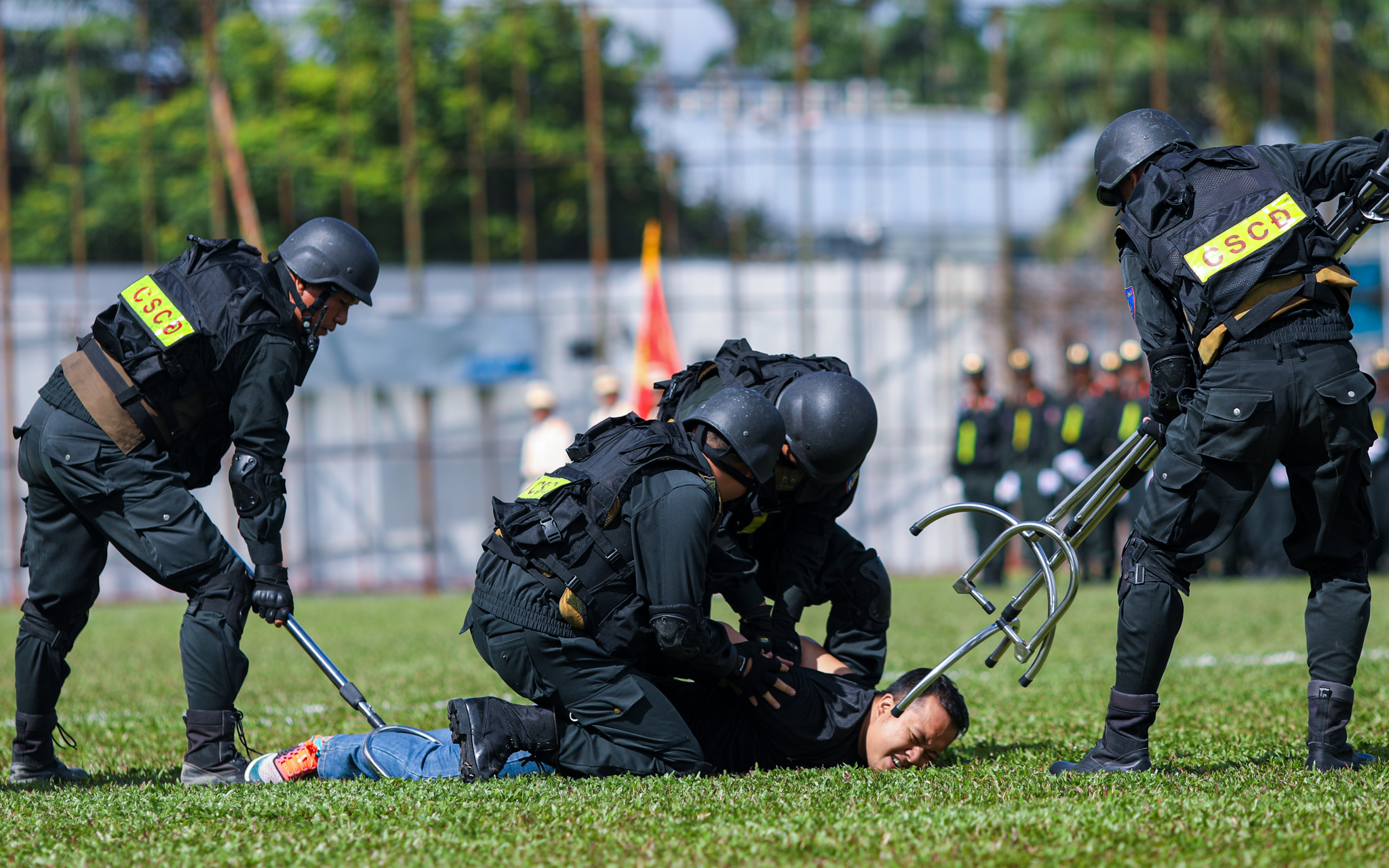 Công an TP.HCM ra mắt Trung đoàn Cảnh sát cơ động dự bị chiến đấu