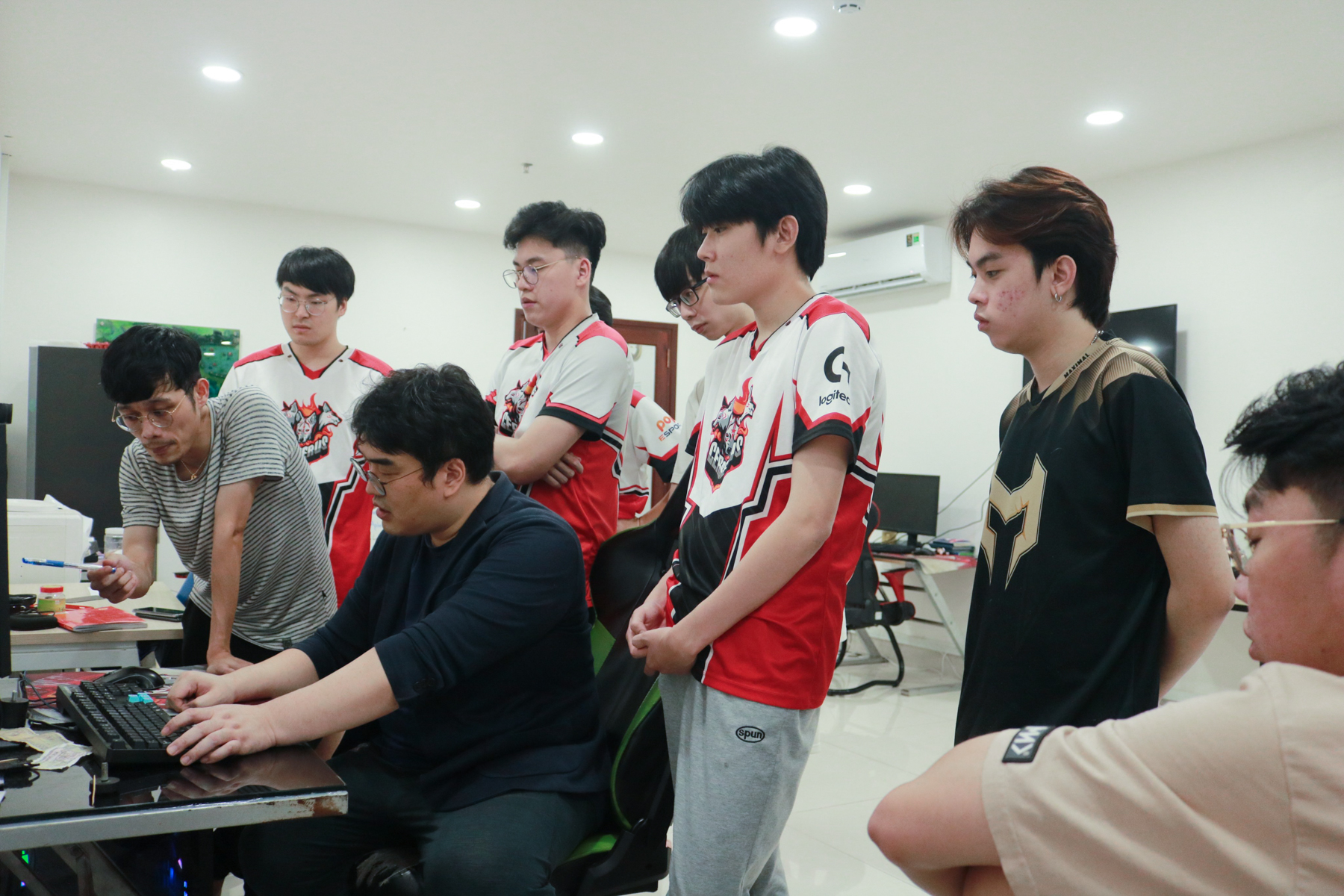 ‘học Viện đào Tạo Game Thủ Chuyên Nghiệp Từ Tuổi 15