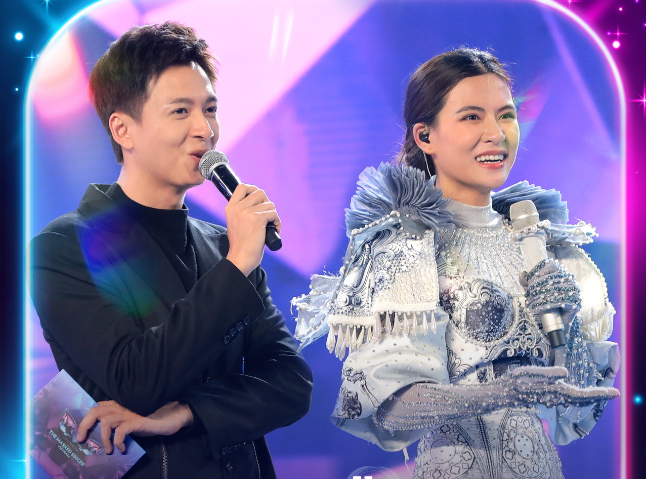 'Ca sĩ mặt nạ' lộ diện thêm Miêu Quý Tộc, khán giả tiếc cho Hà Nhi