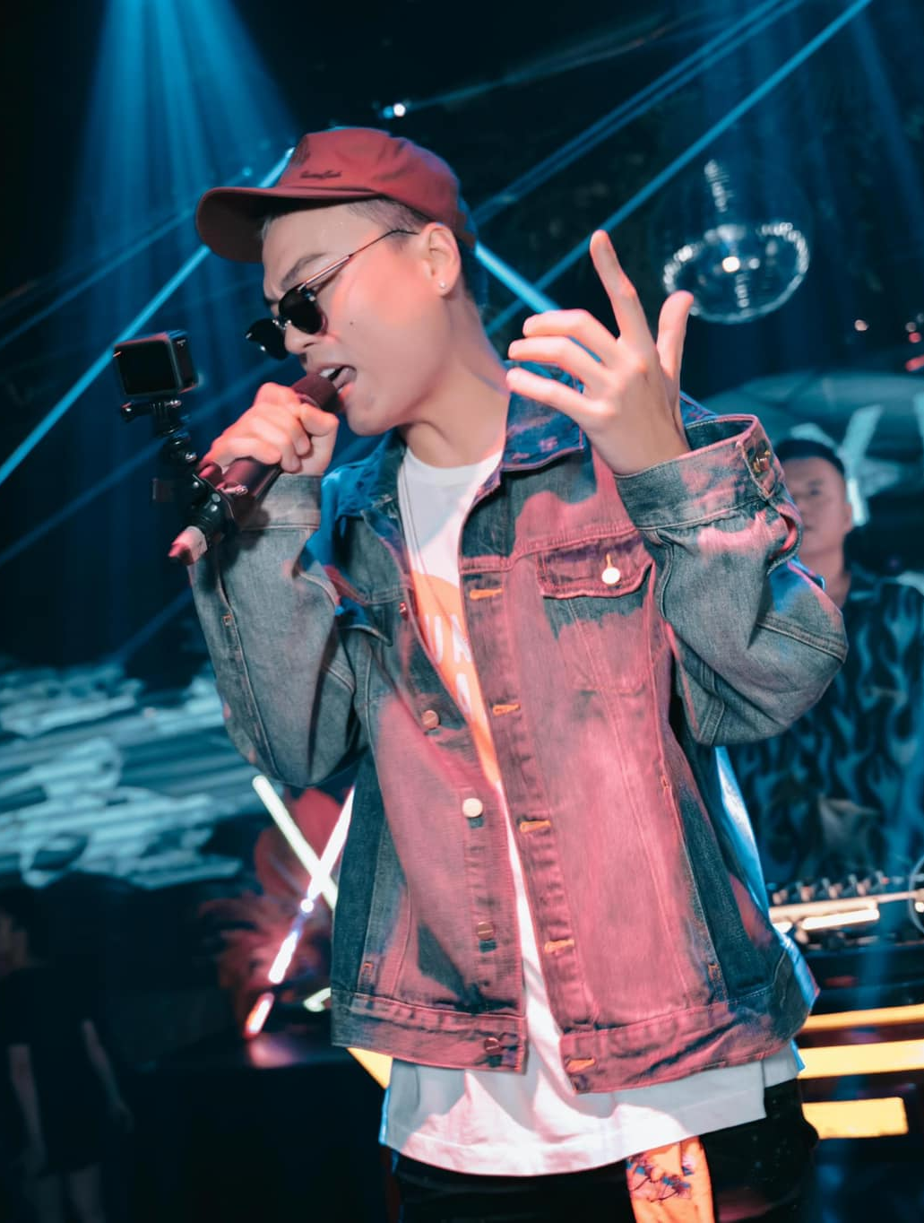 Giám khảo 'Rap Việt' LK lên tiếng về tin đồn giải nghệ