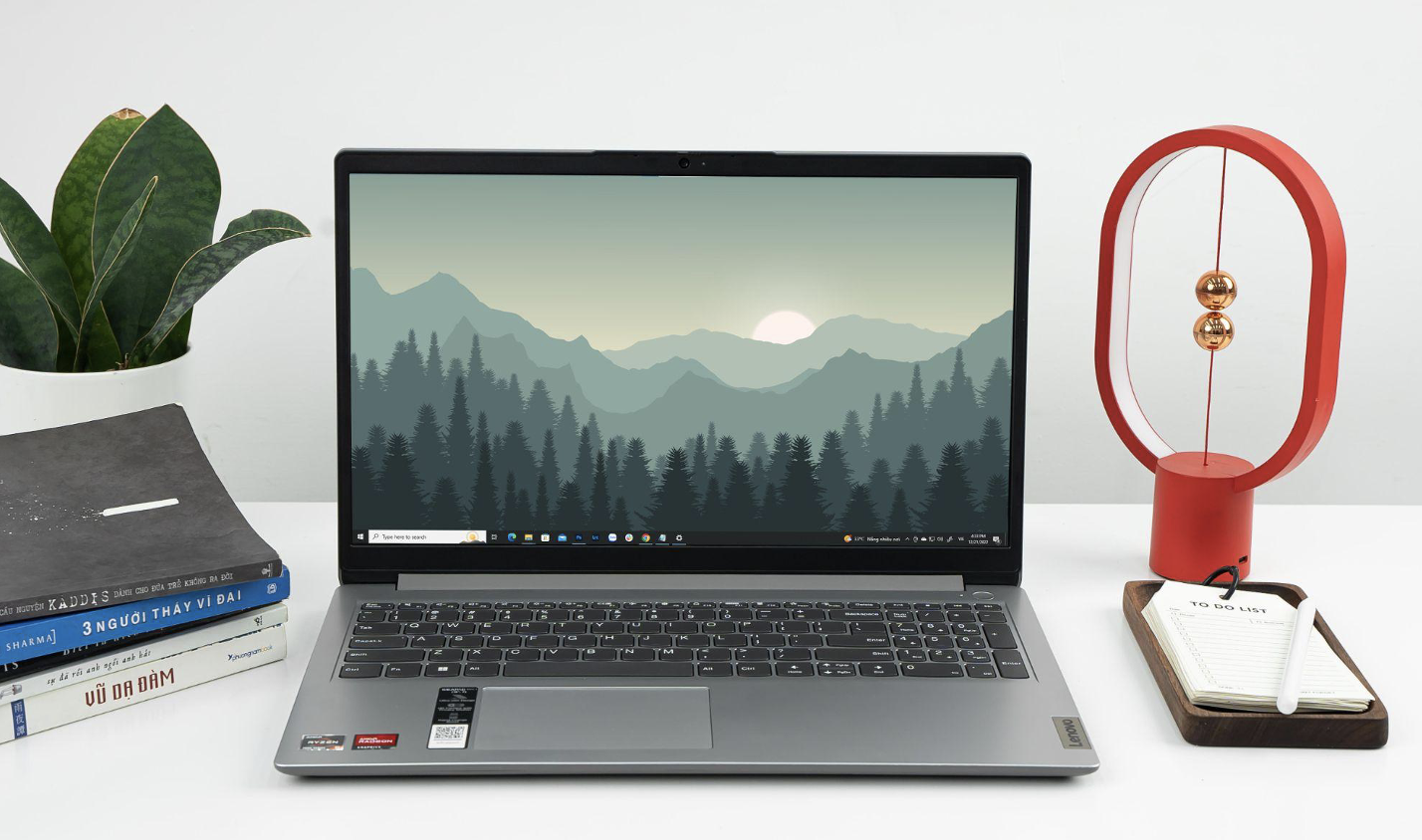 FPT Shop độc quyền bán mẫu laptop Lenovo AMD