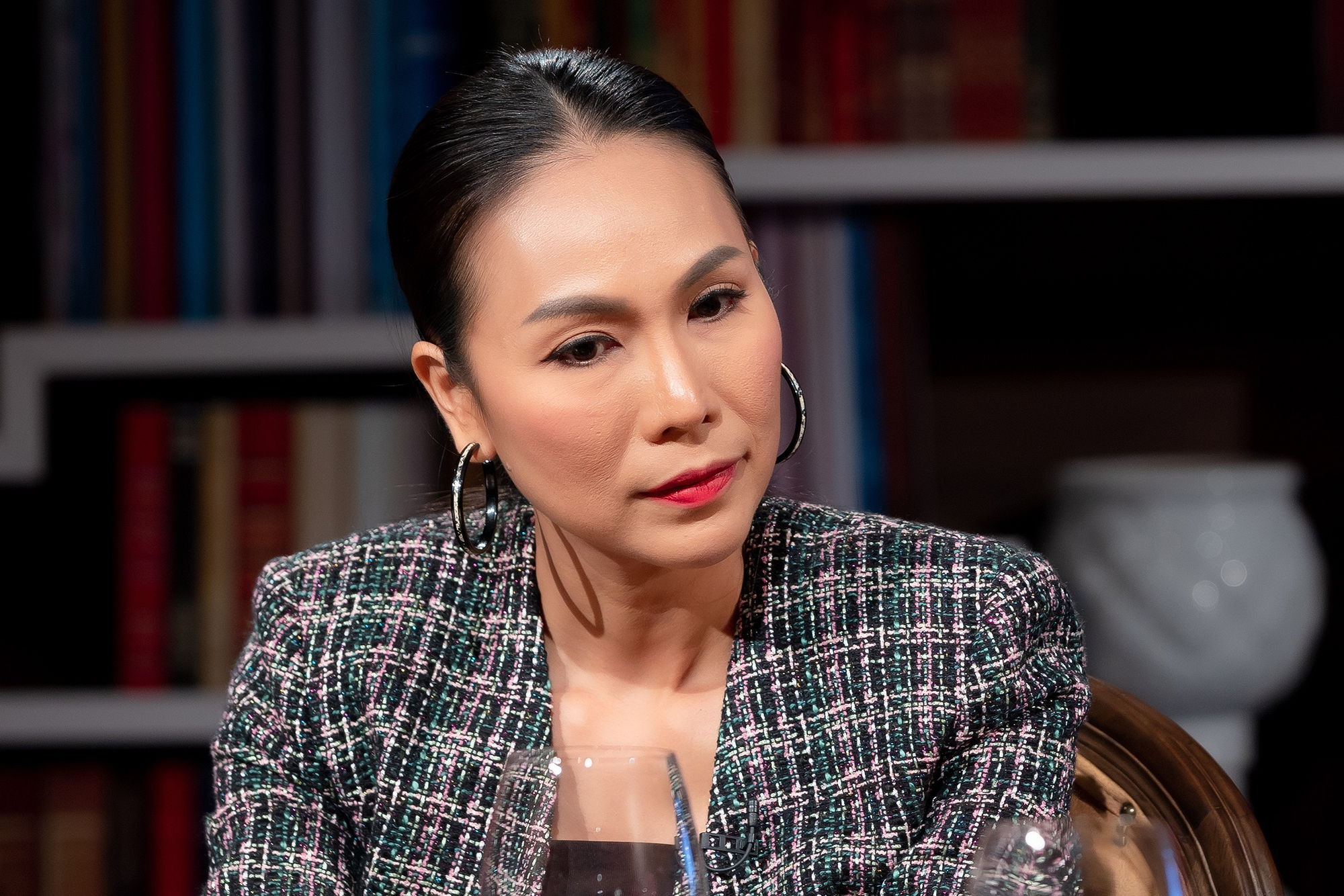 Khánh Ngọc: Sức khỏe, tài chính tụt dốc trầm trọng sau ly hôn