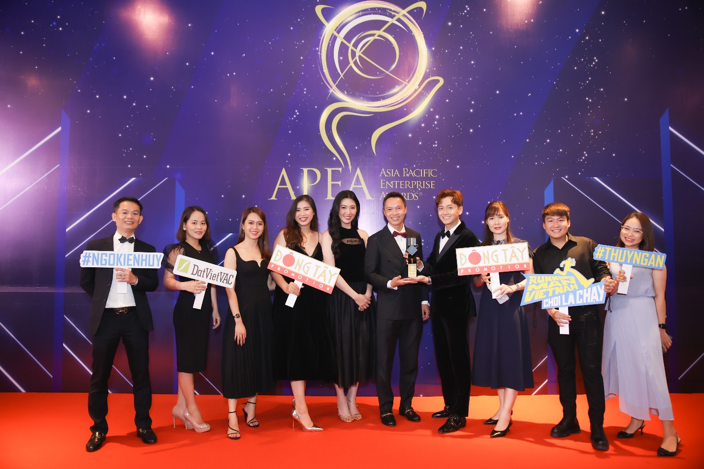 Ngô Kiến Huy - Thúy Ngân tái ngộ, đồng hành cùng Dong Tay Promotion ...