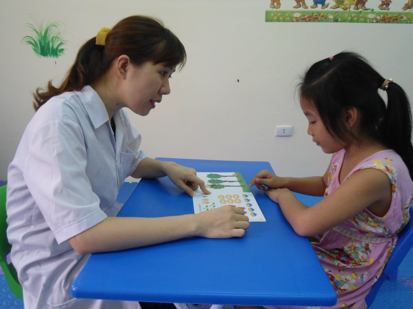 Một số điều cần biết về bệnh rối loạn tự kỷ ở trẻ em