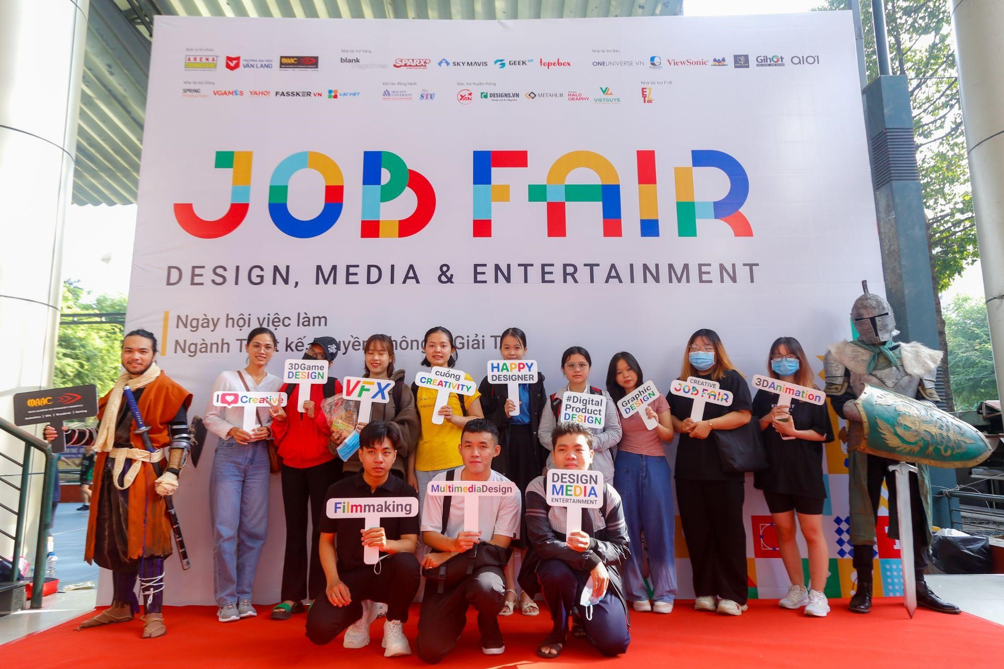 Gần 2.000 người trẻ yêu Sáng tạo hội tụ tại Creative Job Fair 2022