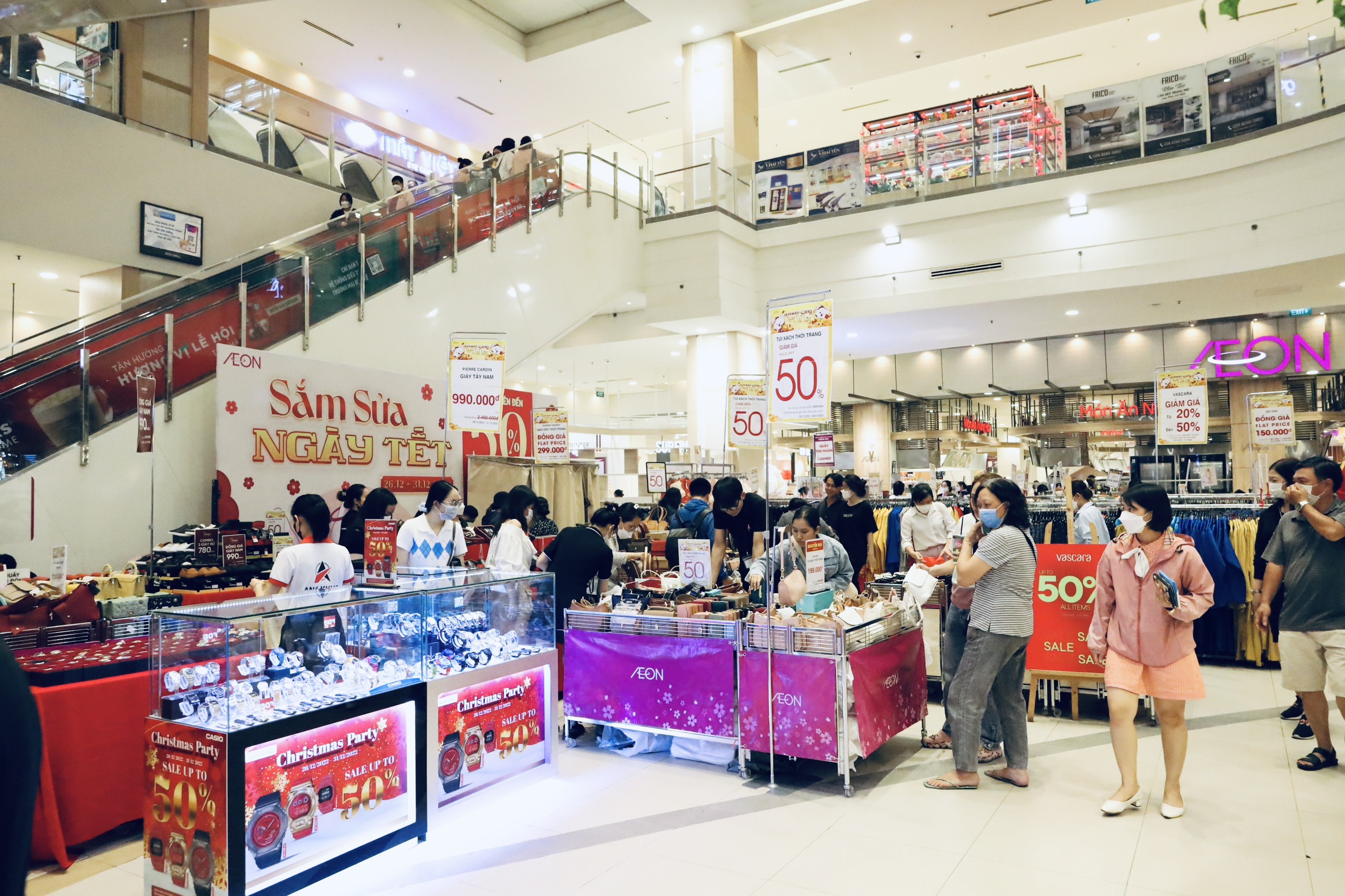 AEON tung nhiều ưu đãi, mở cửa xuyên tết phục vụ khách hàng mua sắm