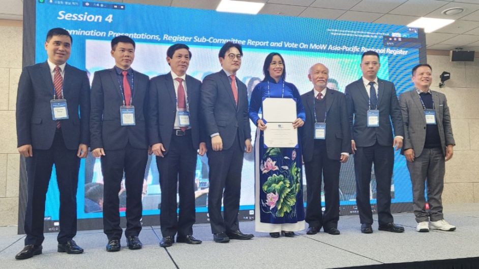 Ma nhai Ngũ Hành Sơn chính thức trở thành Di sản tư liệu thế giới