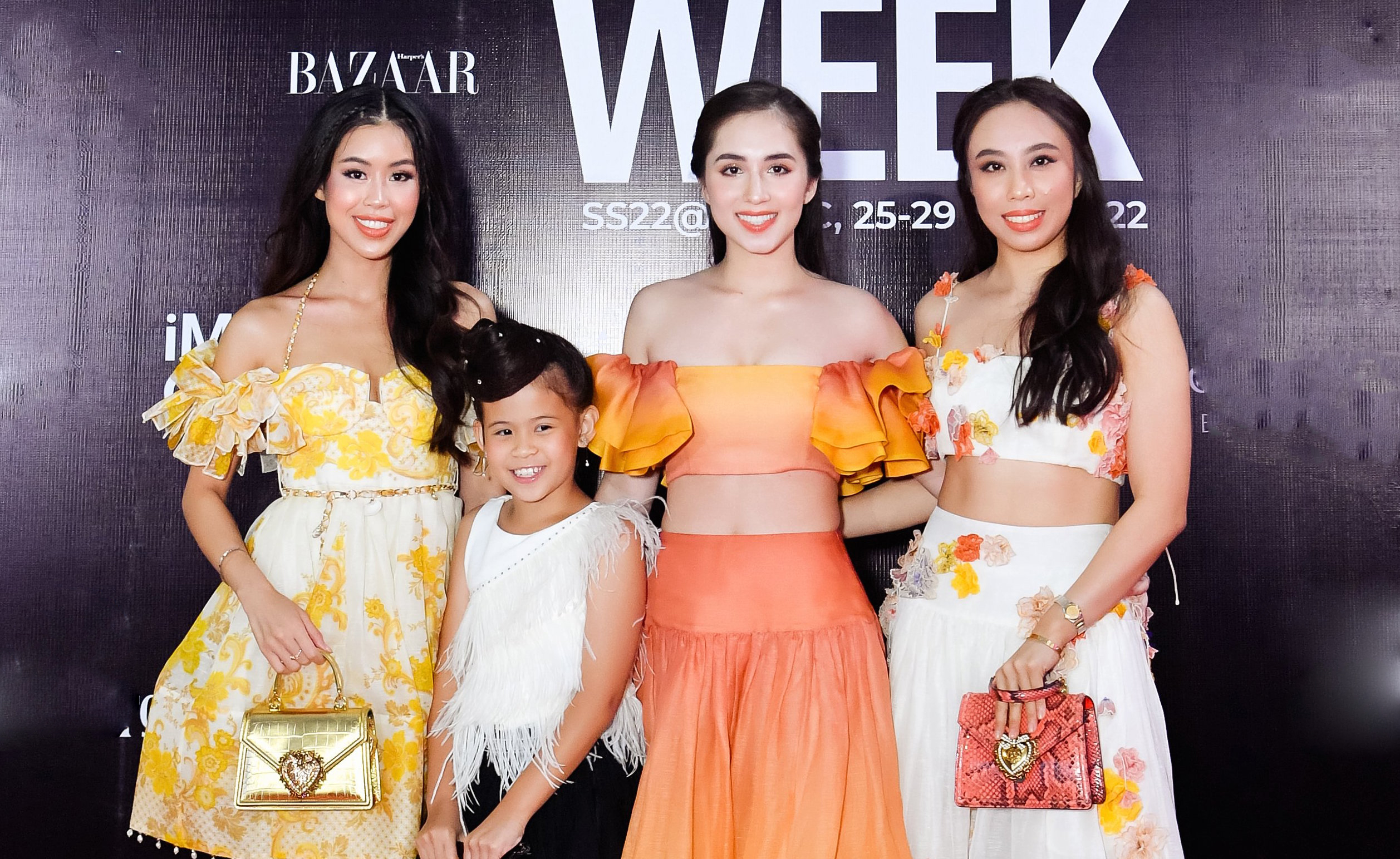 'Rich kid' Tiên Nguyễn diện nguyên cây hàng hiệu đi sự kiện