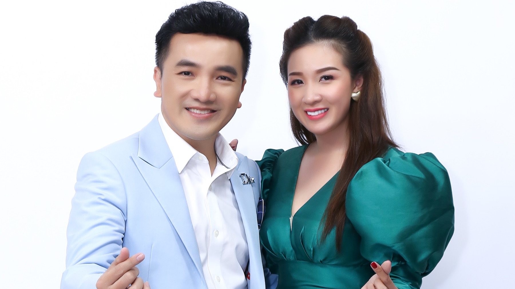 Dương Ngọc Thái tiết lộ cuộc sống hôn nhân với vợ là ca sĩ xinh đẹp