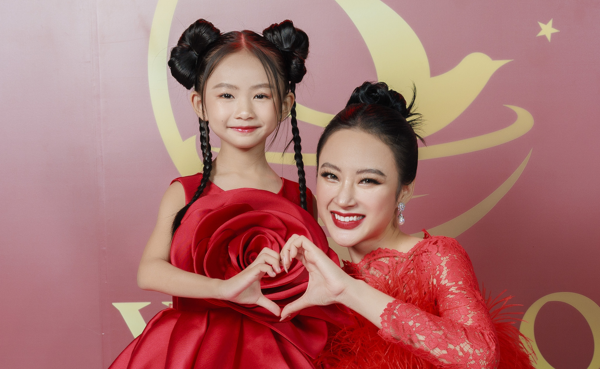 Angela Phương Trinh lần đầu công khai con gái nuôi