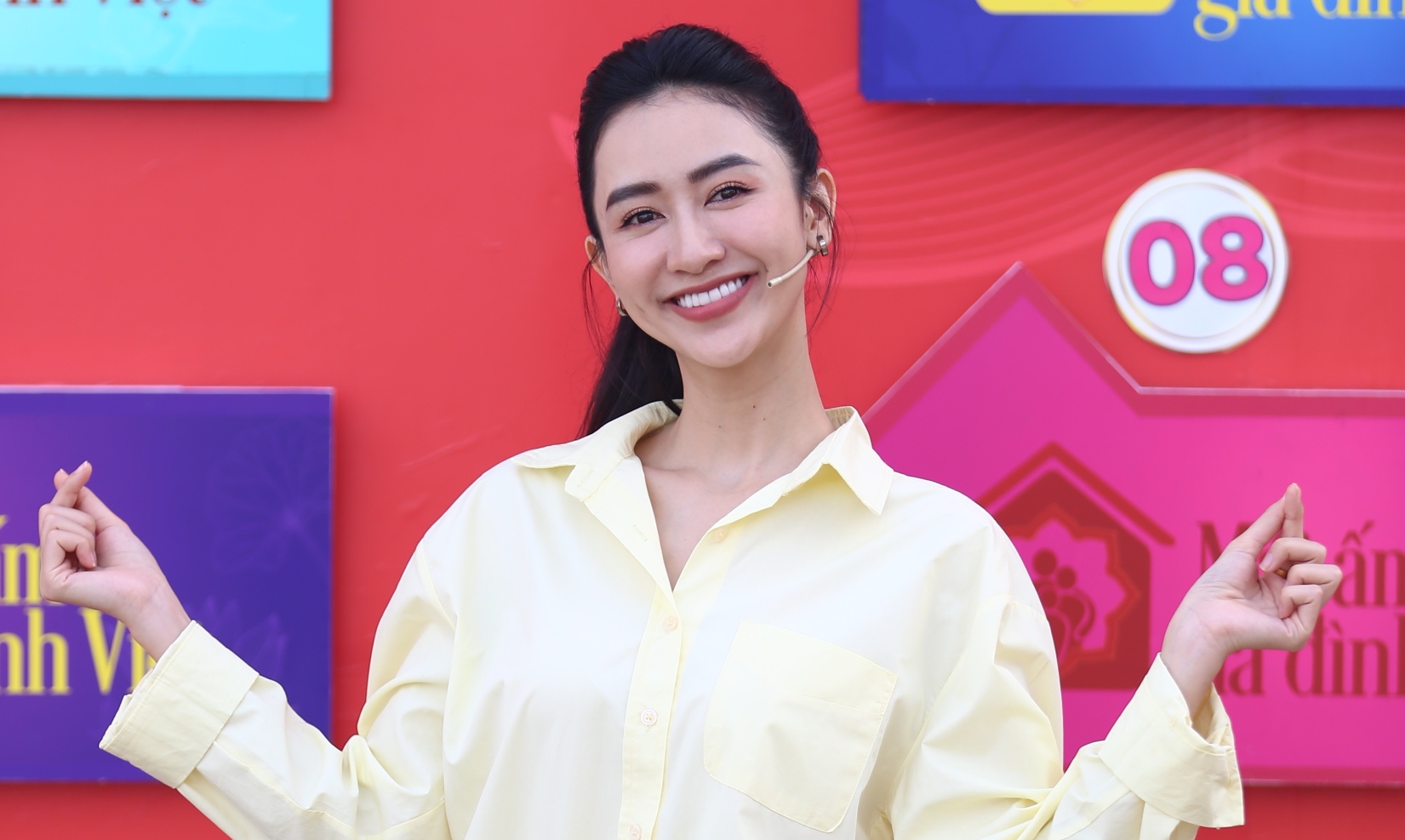 Á hậu Hà Thu: Độc thân ở tuổi 30 nhưng không lấy chồng vì bị hối thúc